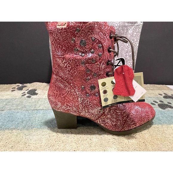 Tma Eyes | Shoes | Tma Eyes Red Abstract Studded Leather Bootie 4 Eu 9 ...